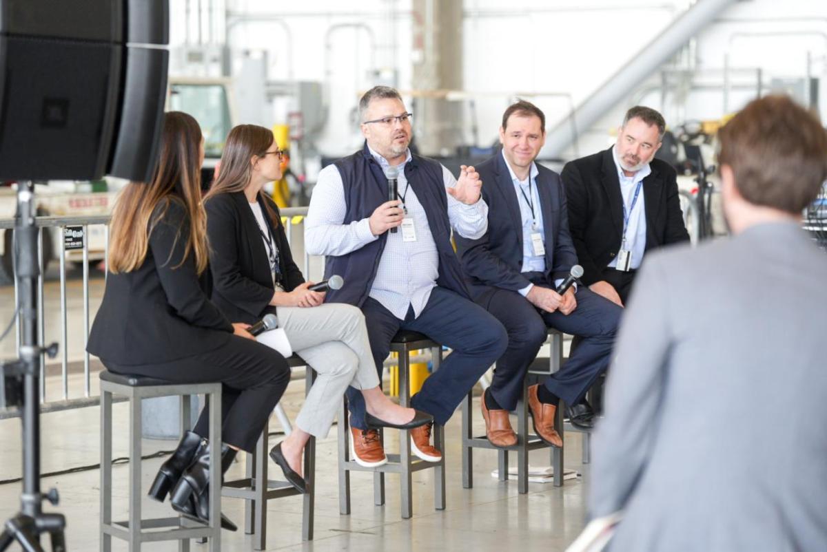 United Hosts Cleantech Startups To Pitch Electric Ground